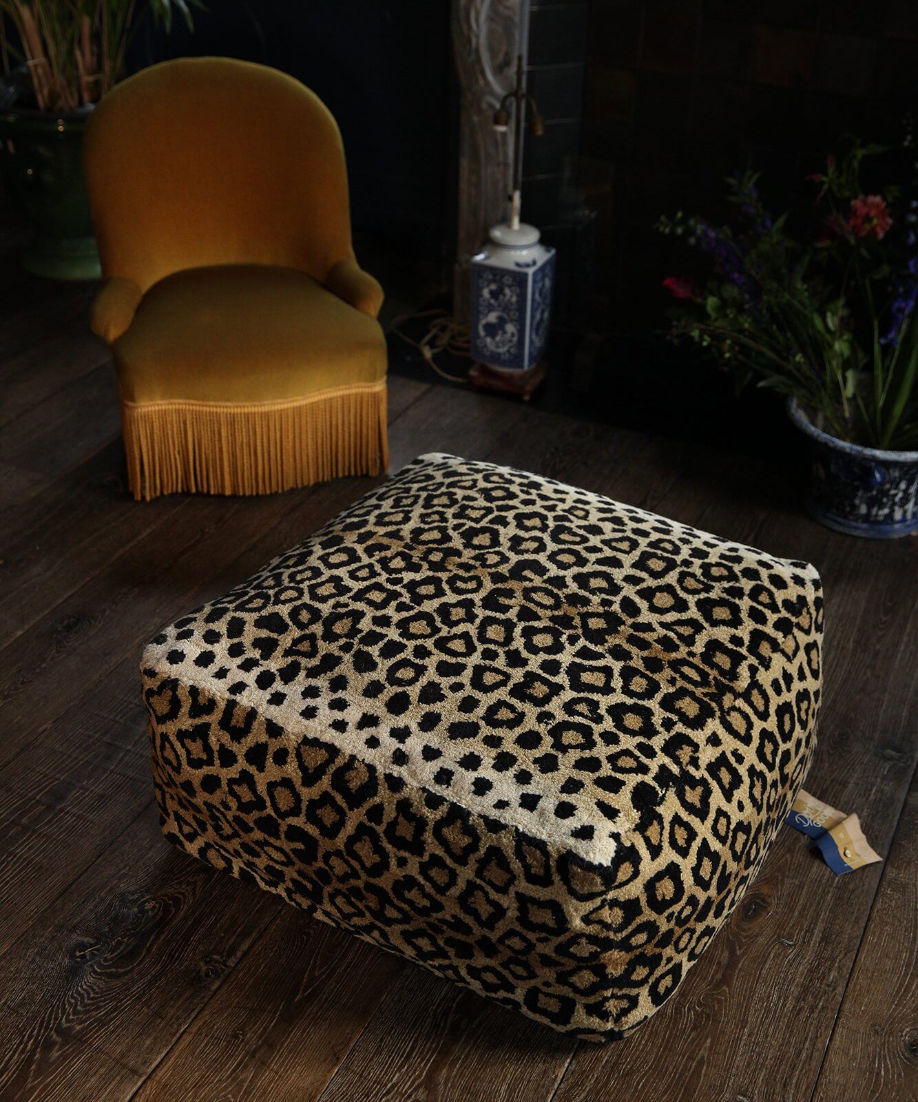 Leopard Pouf - Doing Goods