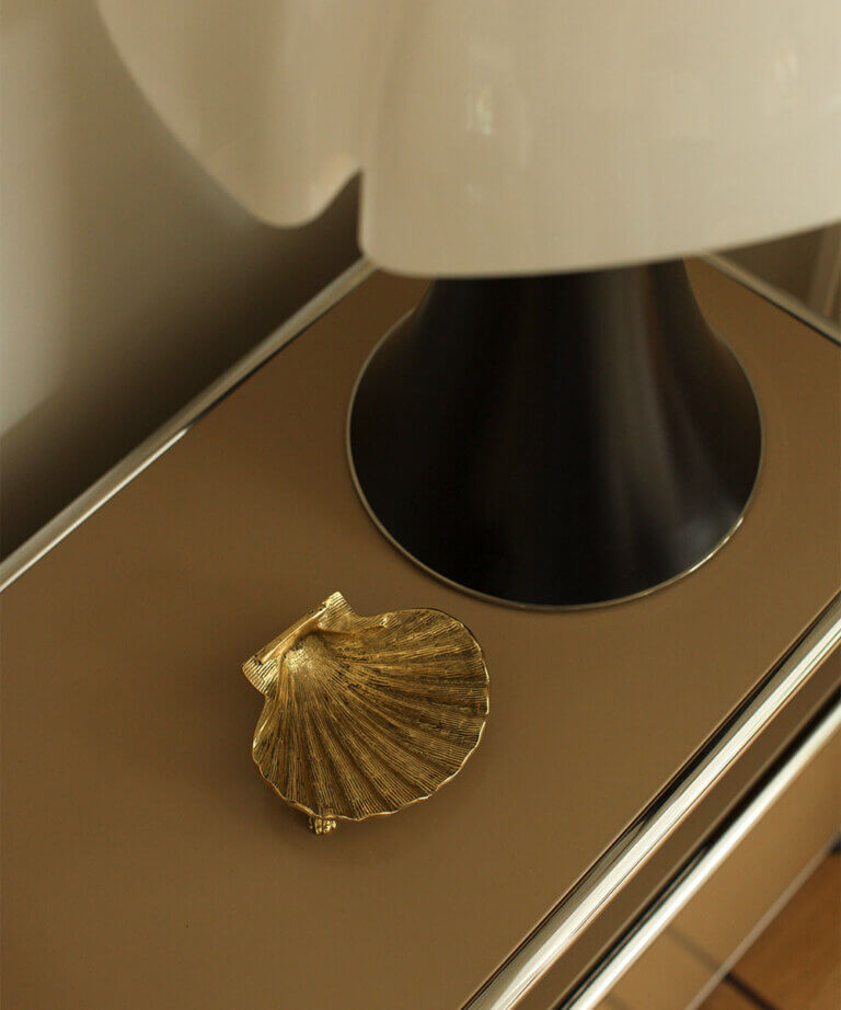 Scarlett Shell Plate Large - Doing Goods